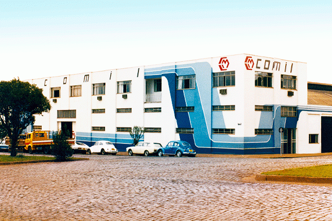Comil Ônibus S.A. | Empresa